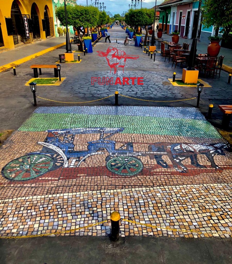 Arte y creatividad en la calle “La Calzada” en Granada - Nicaragua Diseña