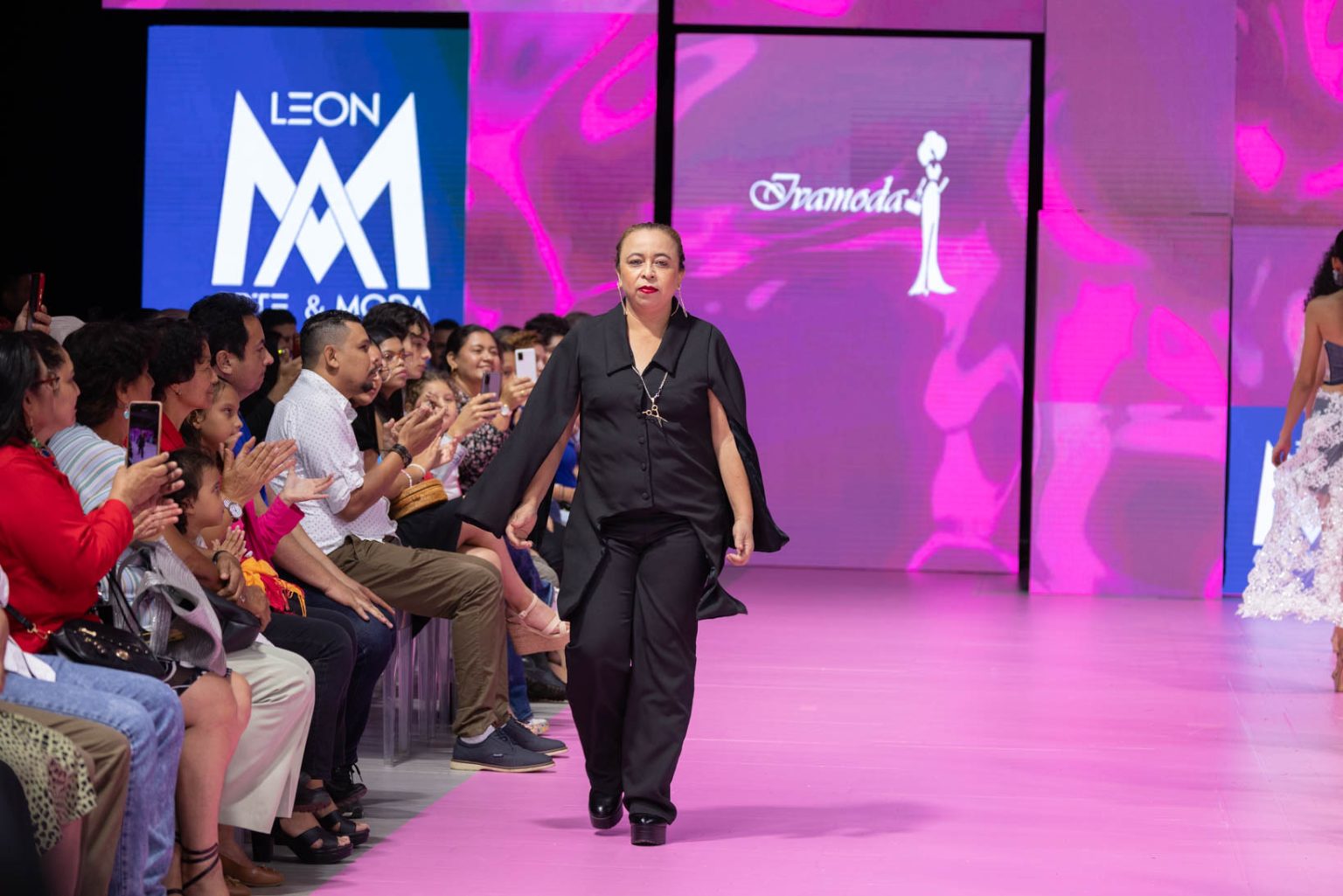 León Arte y Moda - Nicaragua Diseña